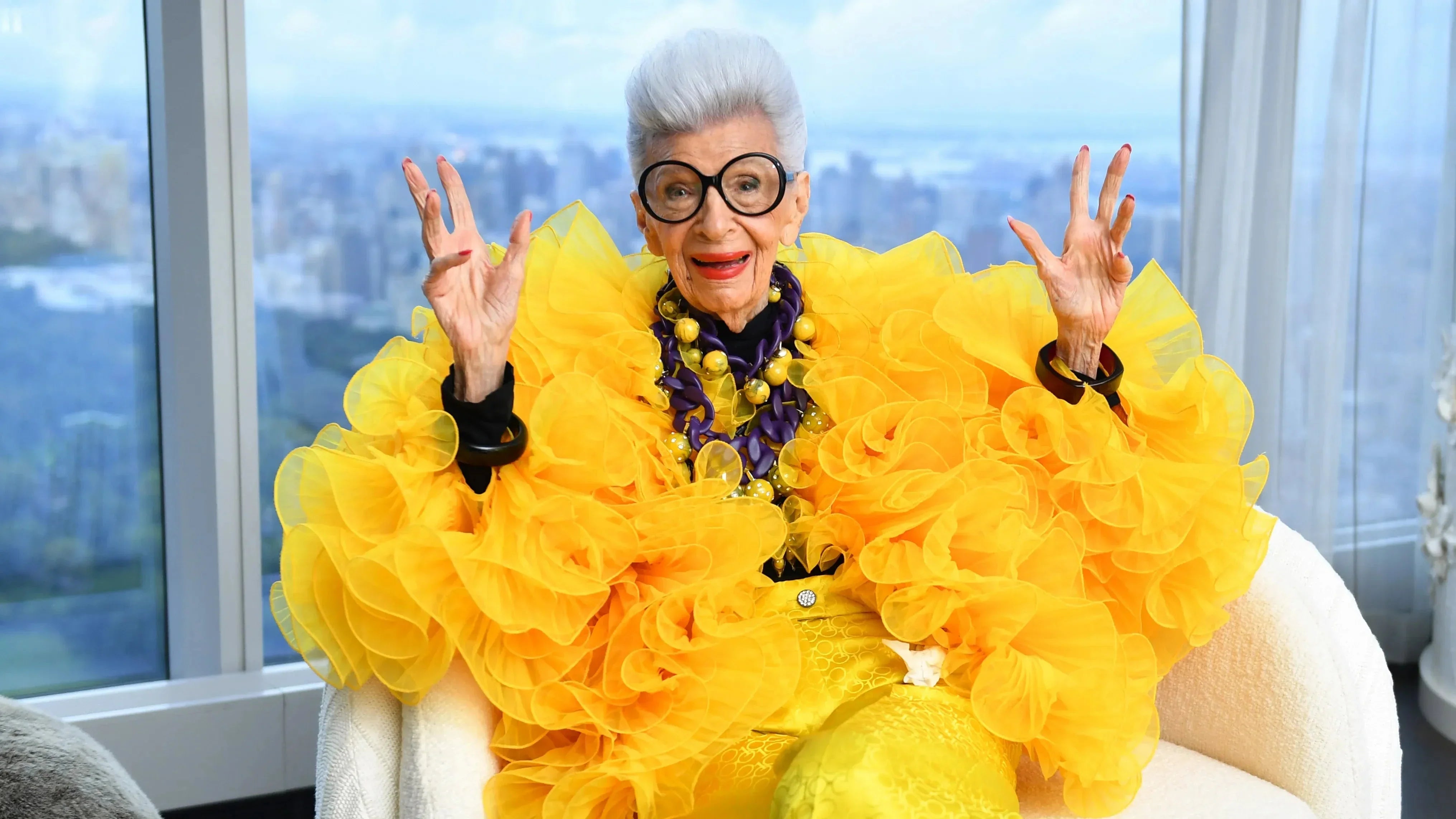 Iris Apfel: A Rare Bird of Fashion & Fearless Style – HEIDI DAUS®